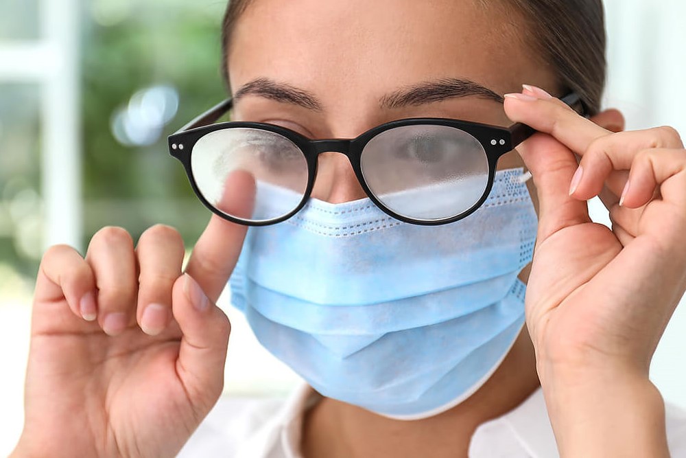 Mask-related fogging common - eyeonoptics